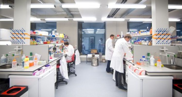 Top 10 Technologies Revolutionizing Microbiology Labs
